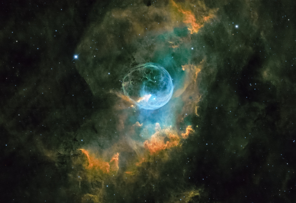 Bubble Nebula | Telescope Live